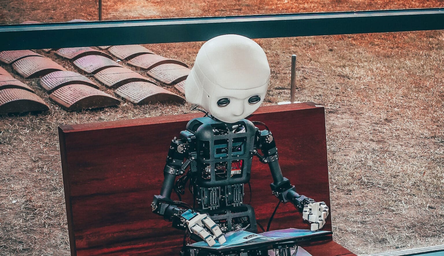 Top 10 Cintas Competitors and Alternatives | Business Strategy Hub