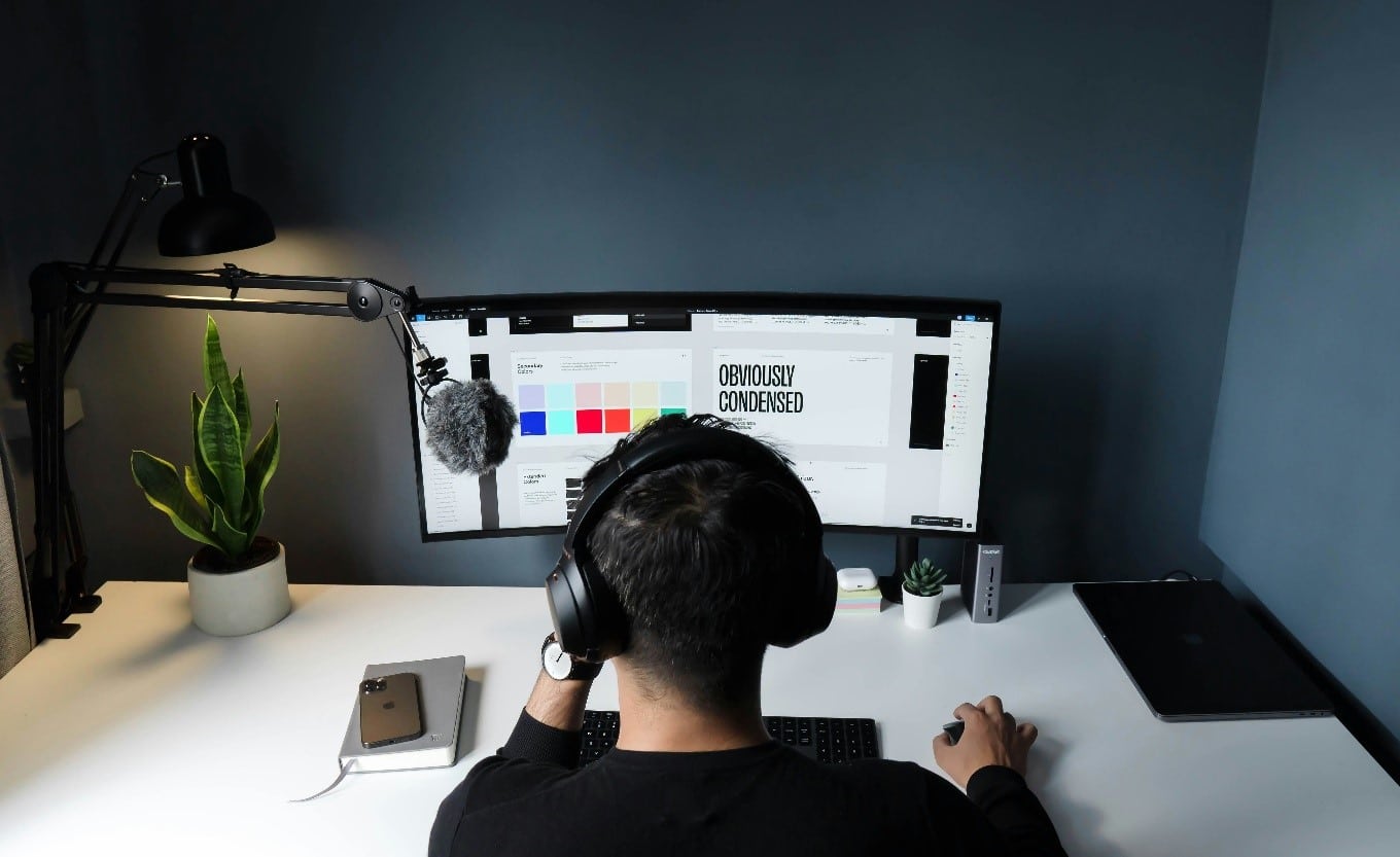Top 20 Canva's Competitors and Alternatives | Business Strategy Hub