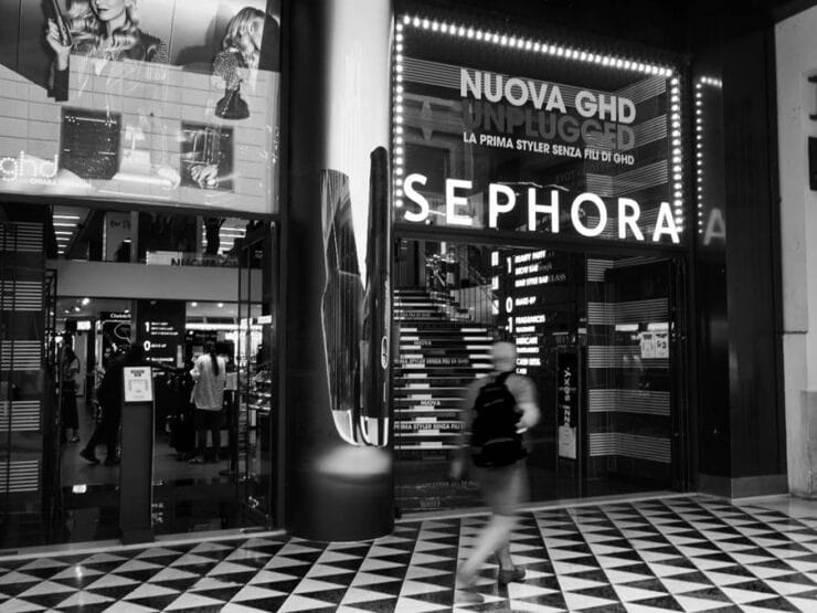 Sephora SWOT Analysis | Business Strategy Hub